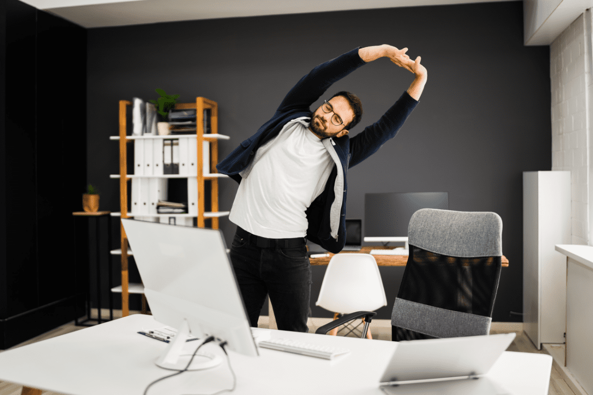 How Can Office Workers Fit Exercise into Their Schedules? - Pain Free ...