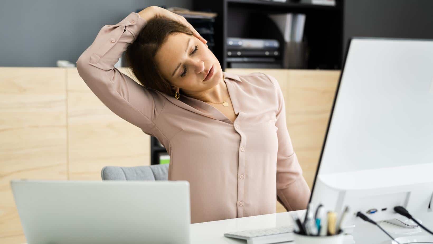 22 Easy Office Workouts to Do Every Week - Pain Free Working