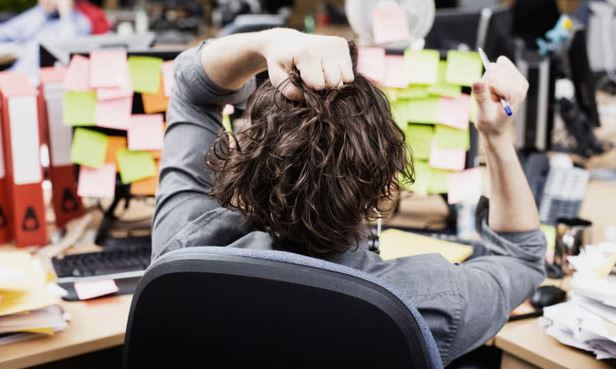 5 Signs You Are Stressed at Work - Pain Free Working