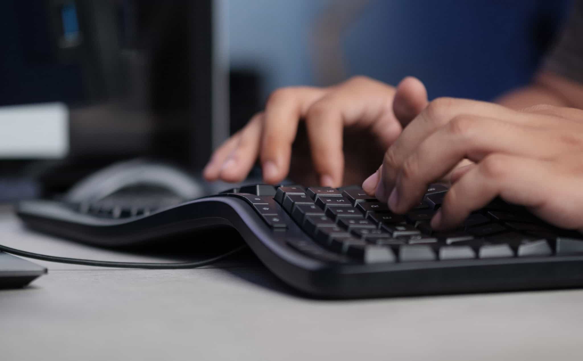 6 Negative Effects of Poor Keyboard and Mouse Setup - Pain Free Working