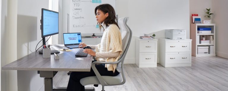 21 Tips for an Ergonomic Desk Arrangement - Pain Free Working
