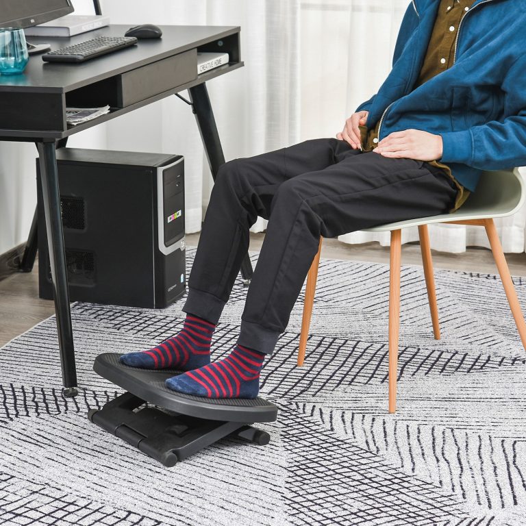 How to Position Your Feet on an Ergonomic Footrest - Pain Free Working