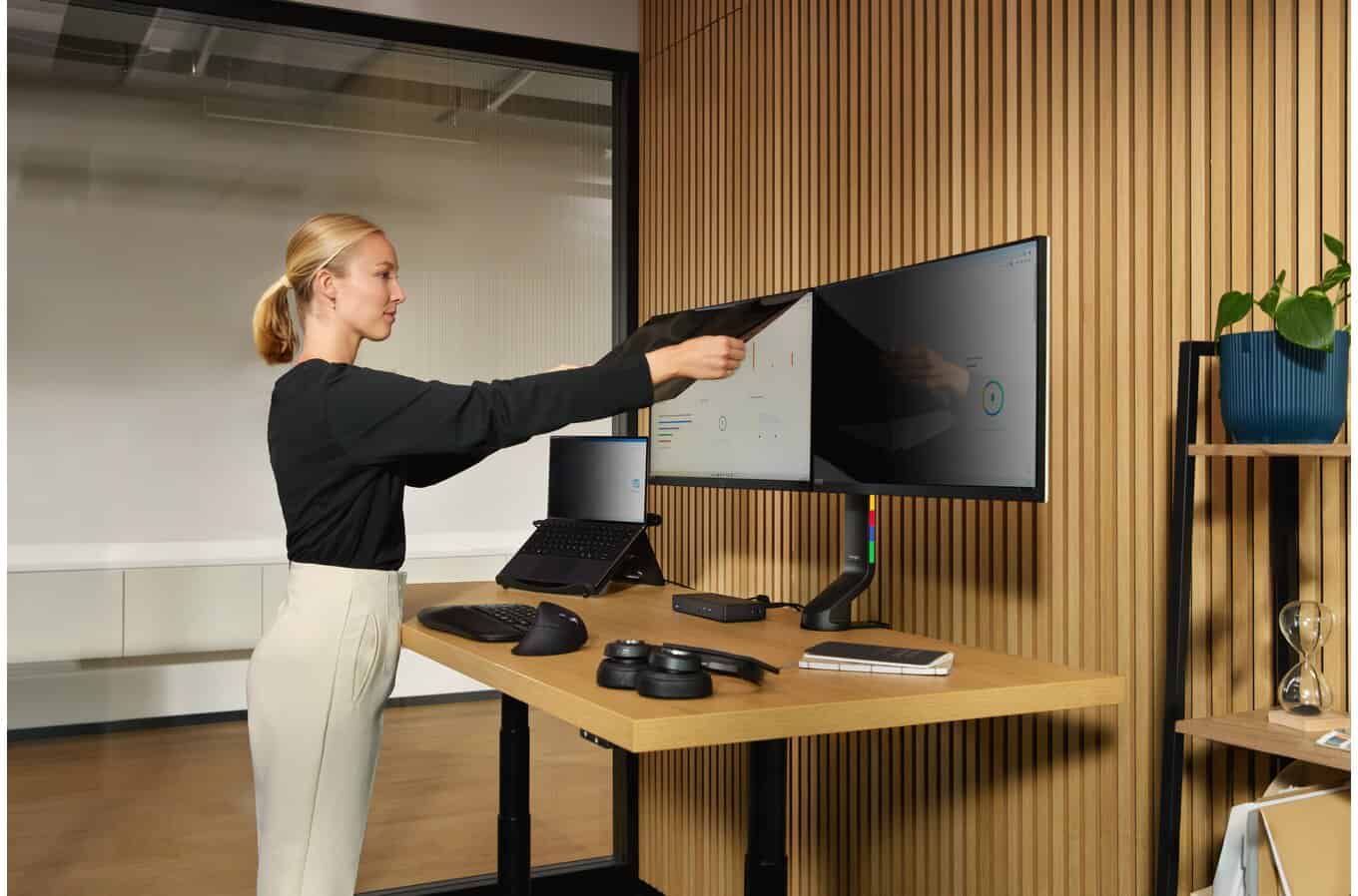 6 Tips for Proper Ergonomics for Dual Monitors - Pain Free Working