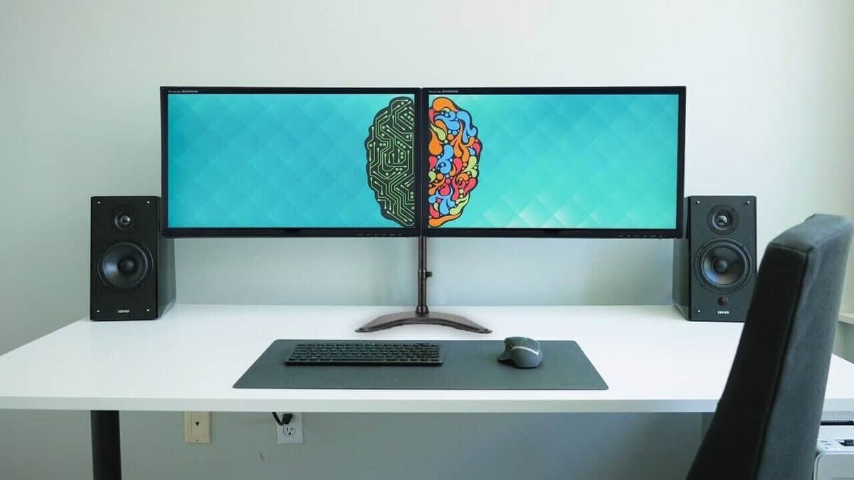 9 Dual Monitor Productivity Tips - Pain Free Working