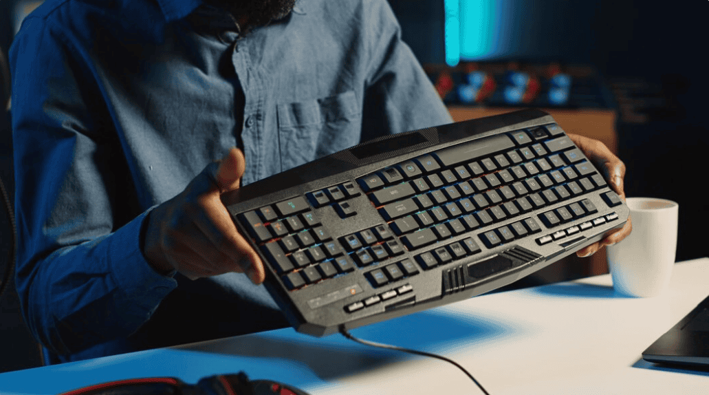 The Differences Between Mechanical vs. Membrane Ergonomic Keyboards - Pain Free Working